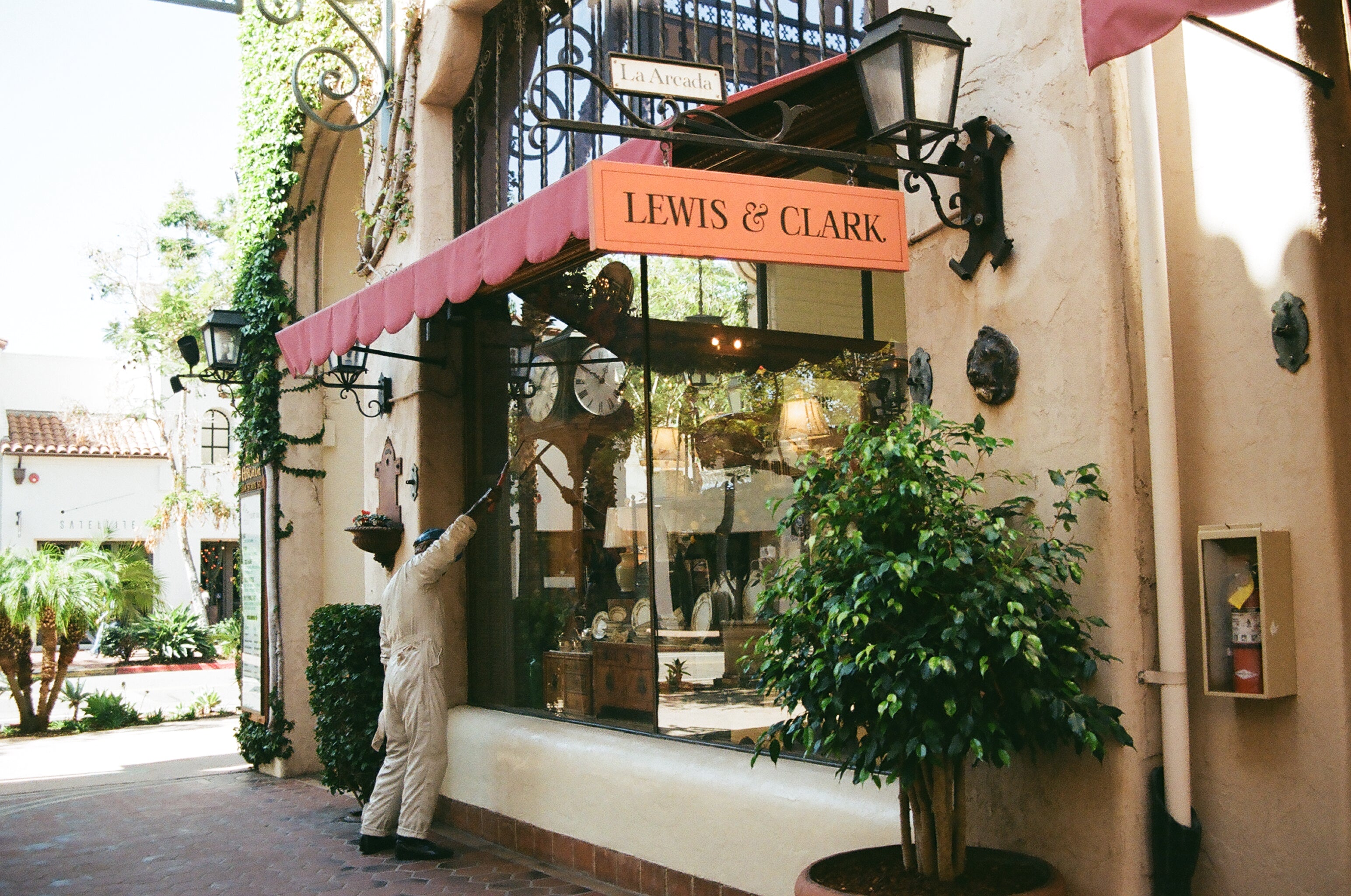Lewis & Clark – Lewis & Clark Ltd.